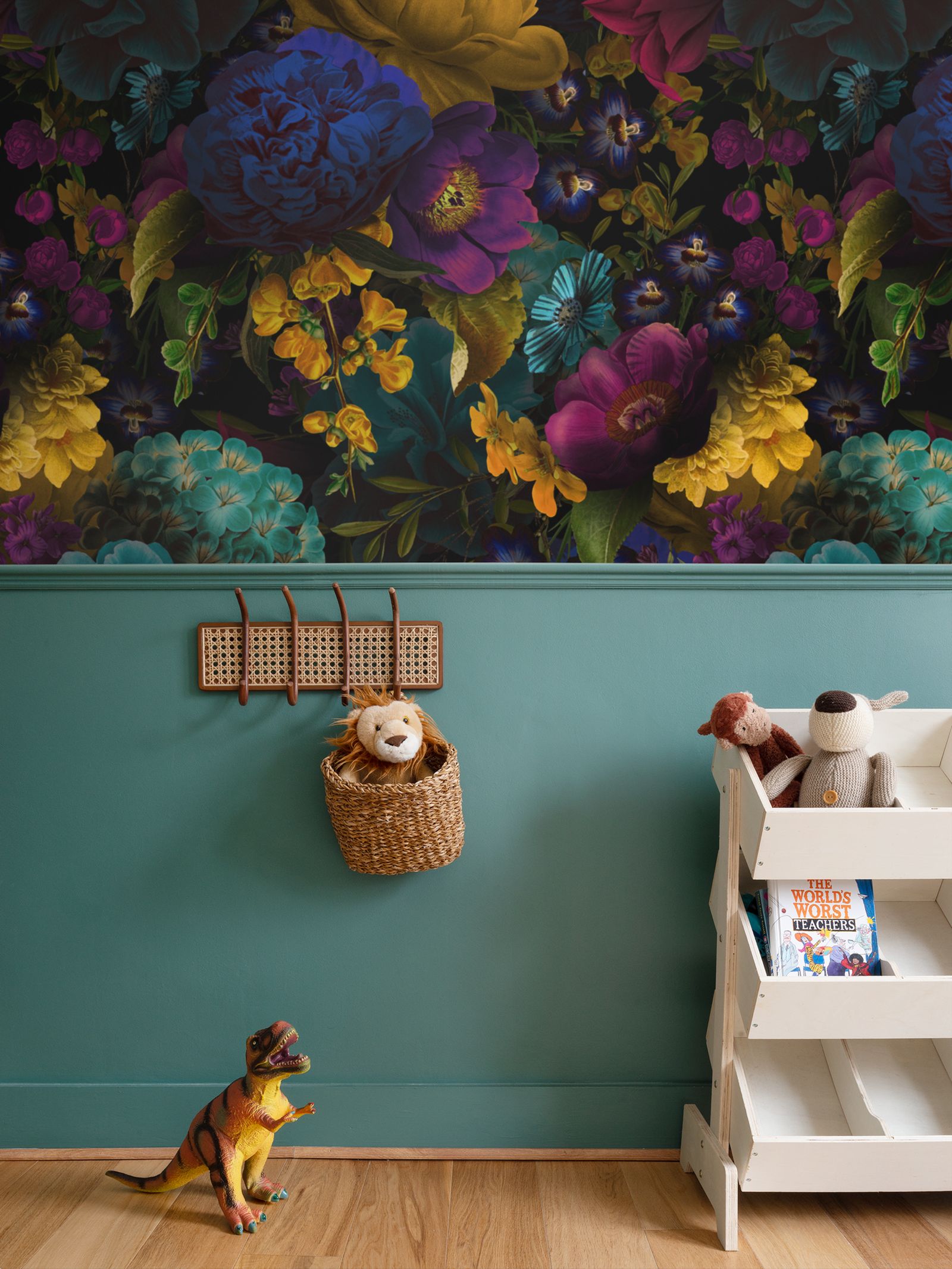 Lush baroque Nostalgic vintage botanical night garden Wallpaper