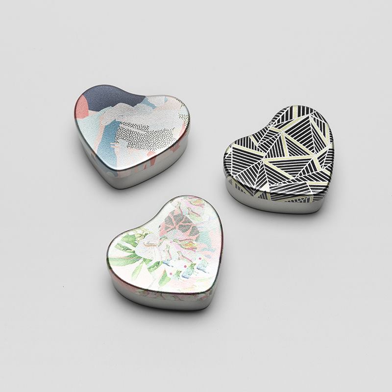 Heart Shaped Tin: Custom Love Heart Tin with Free Sweets