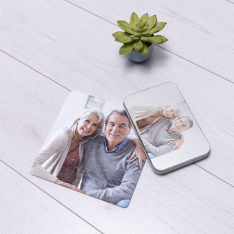 Personalised Plastic Jigsaw Puzzles. Custom Plastic Puzzle.