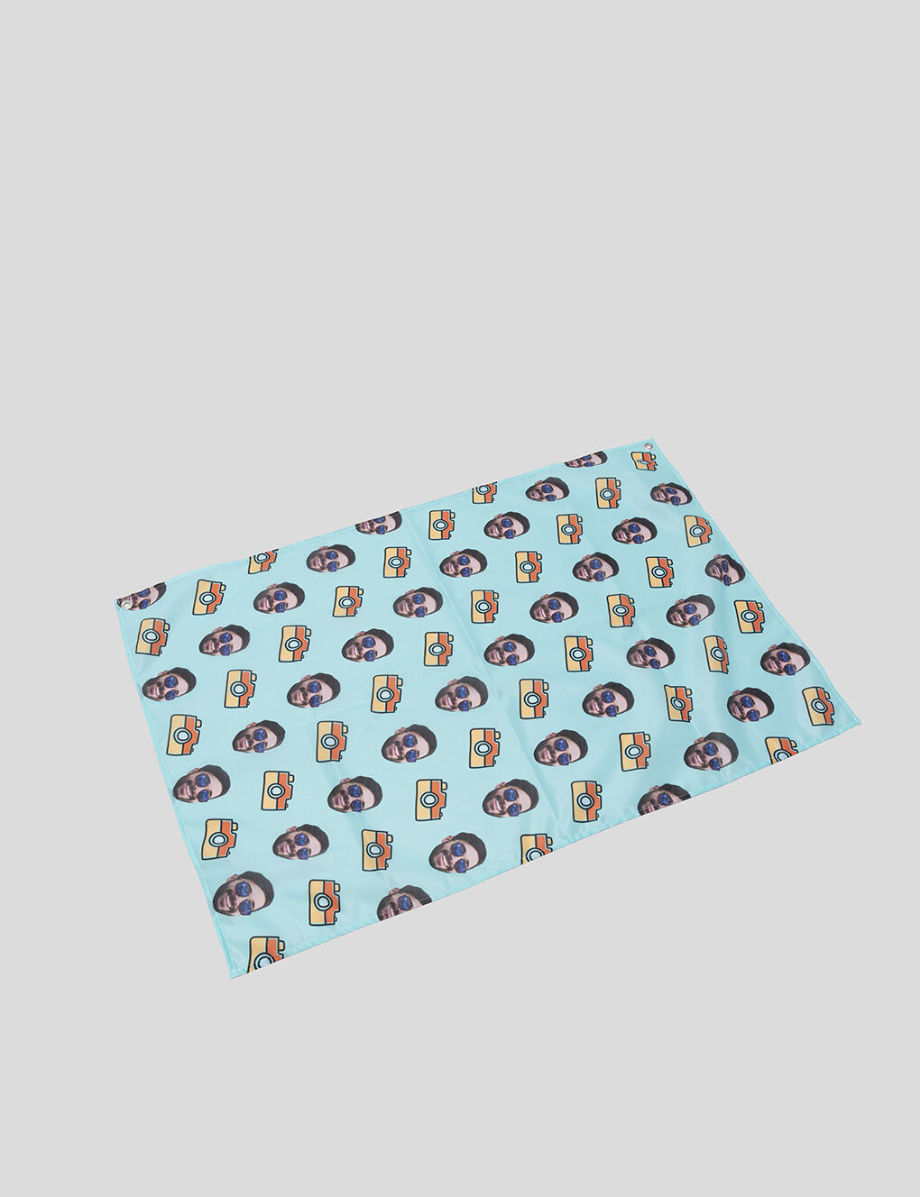 Flag With Face. Flags With Faces On Them