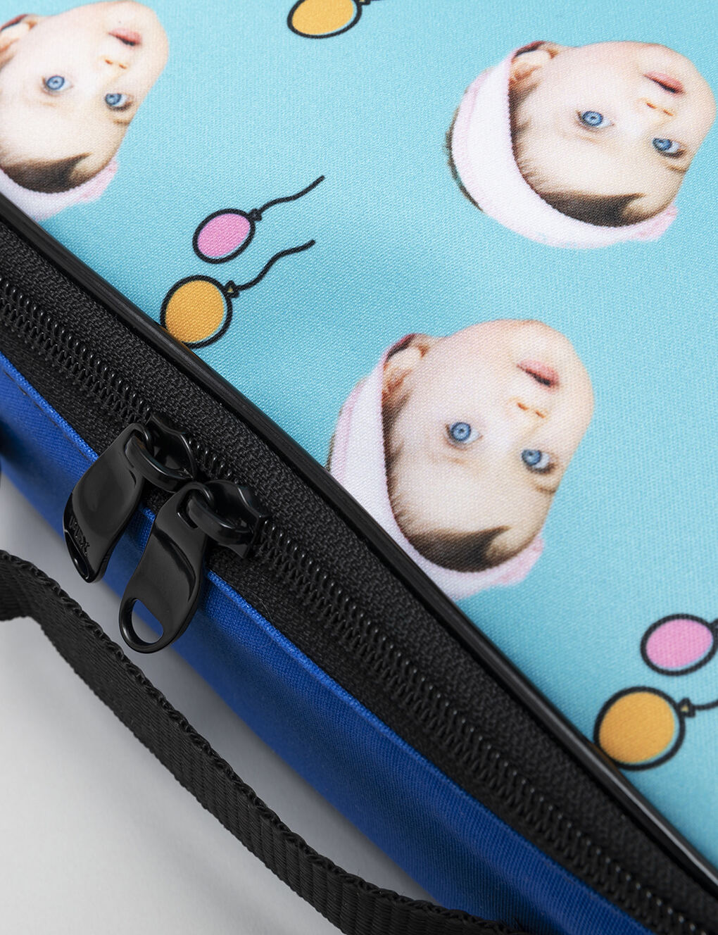 Face Lunch Bag. Lunch Bag With Face On.