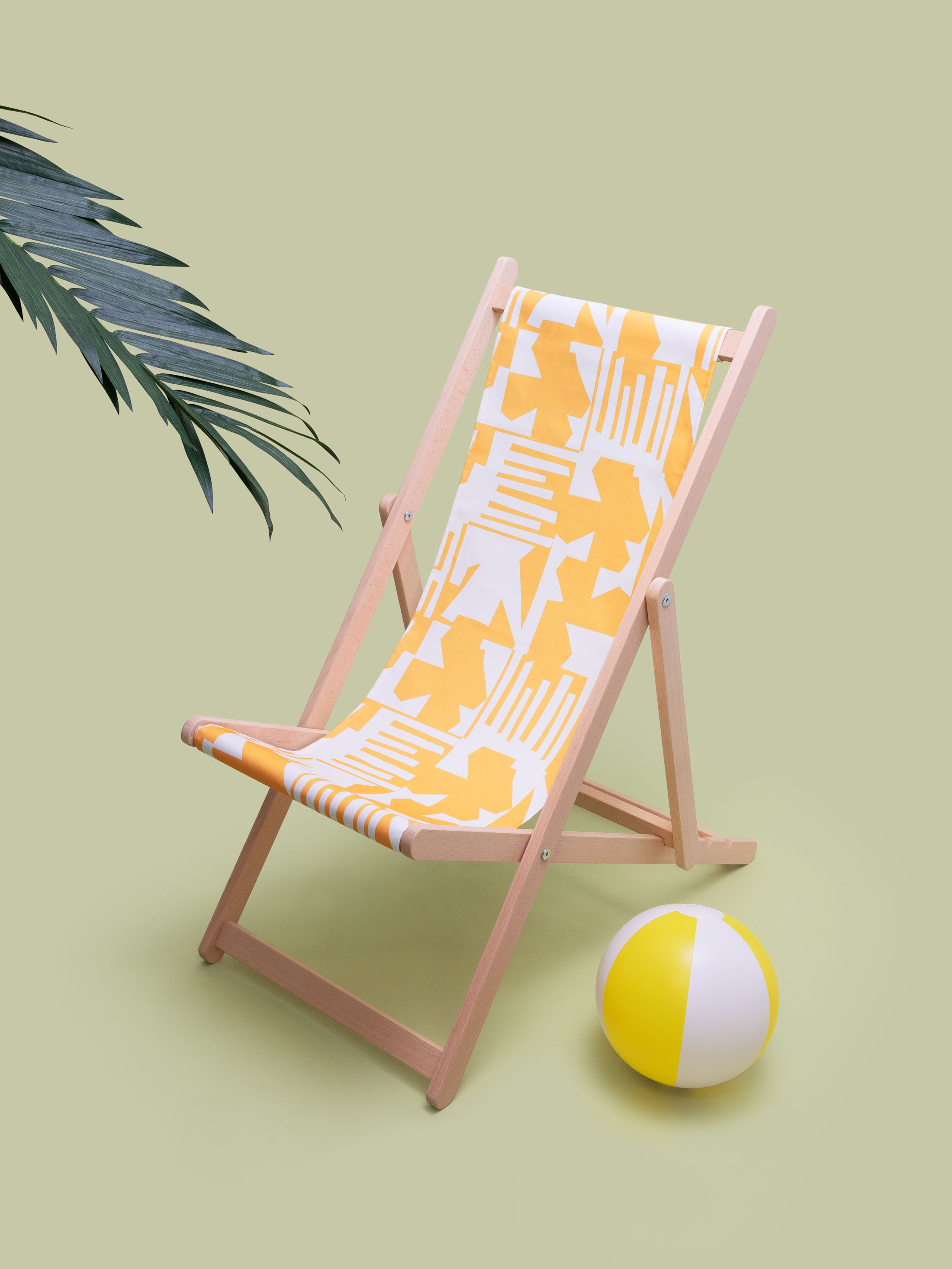 Custom Deck Chairs. Design Your Own Bespoke Deck Chairs.