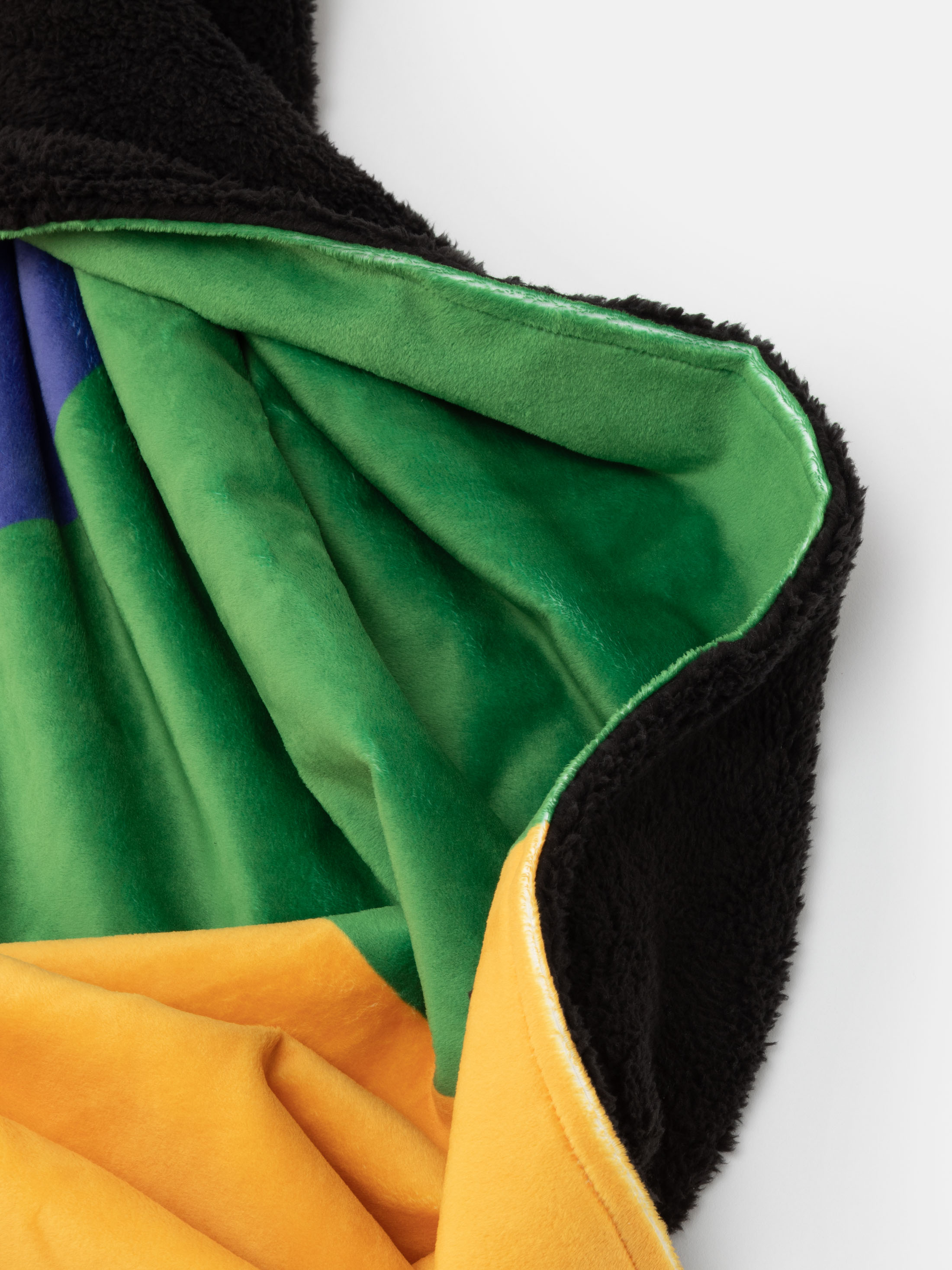 Custom Printed Throws for Sofas: Design your own Plush Velvet Throws