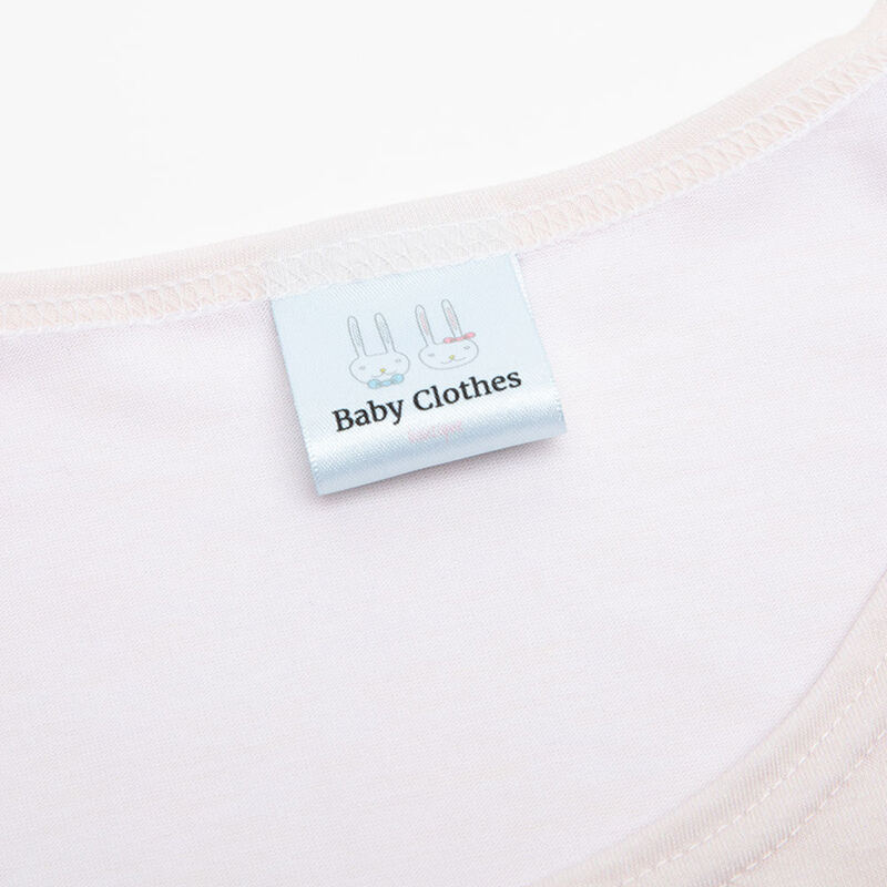 Gepersonaliseerde Kledinglabels. Ontwerp Stoffen Etiketten.