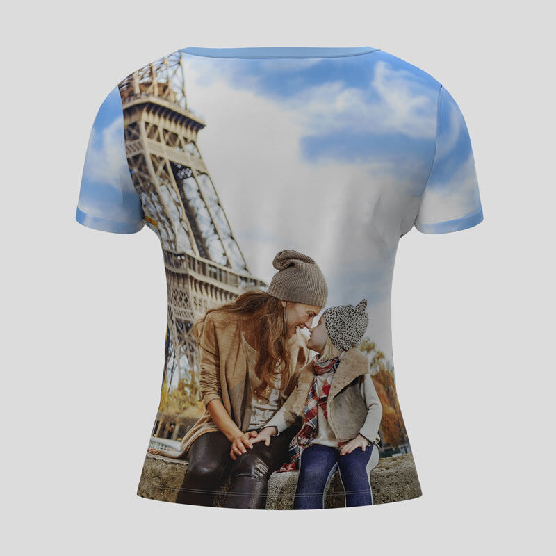 Custom Round Neck T-Shirt. Custom Scoop Neck T-Shirts.