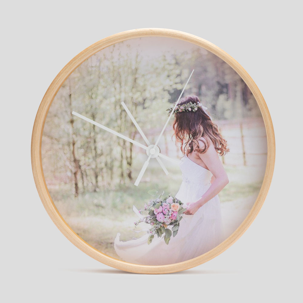 Design Photo Clocks. Personalised Clocks With Photos.